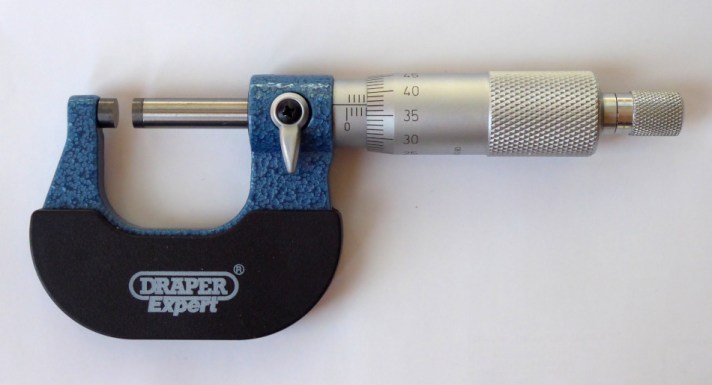 How to read a micrometer – Mr Tarrant's physbang 'blog